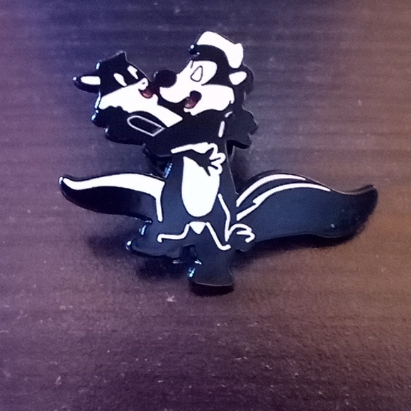 Variety | Jewelry | 425 Enamel Acrylic Pin For Self Expression Looney ...